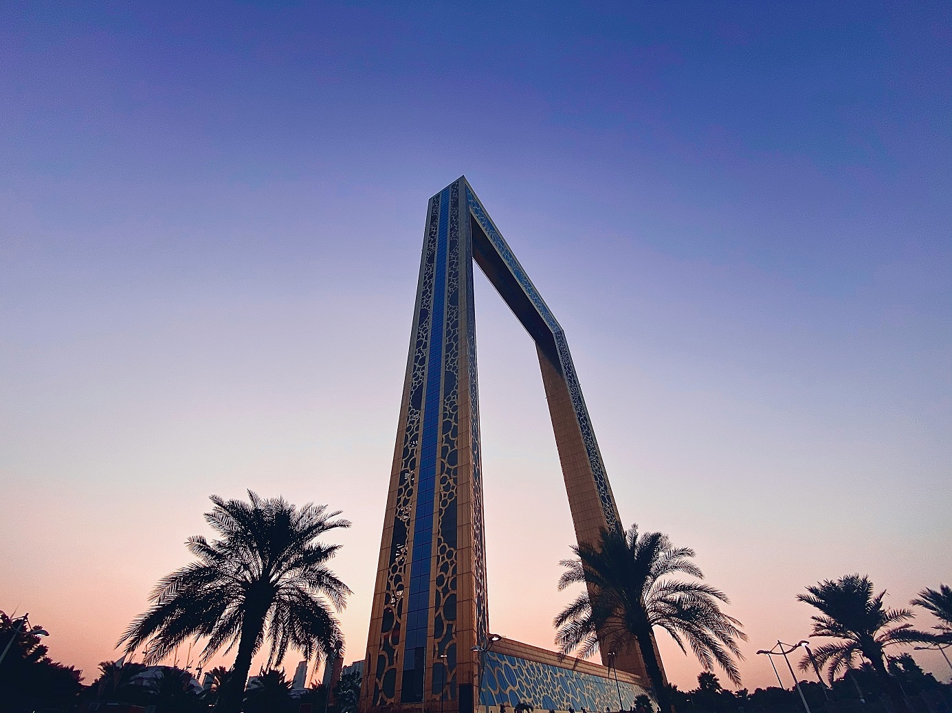 Dubai Frame: Exploring the Iconic Landmark of Dubai Skyline - All-in ...