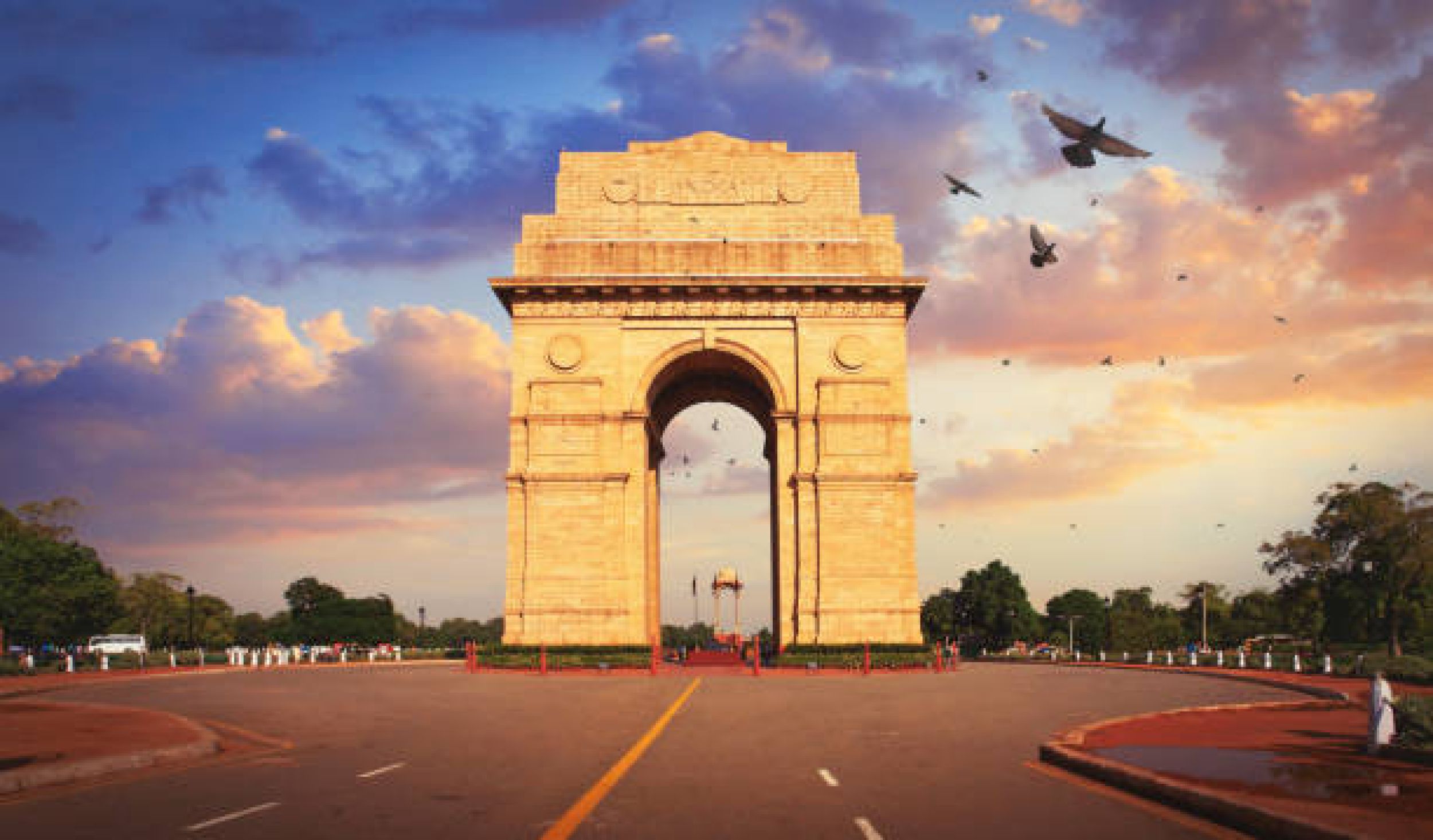 India Gate Delhi: A Symbol of Valor and Heritage - HECT India
